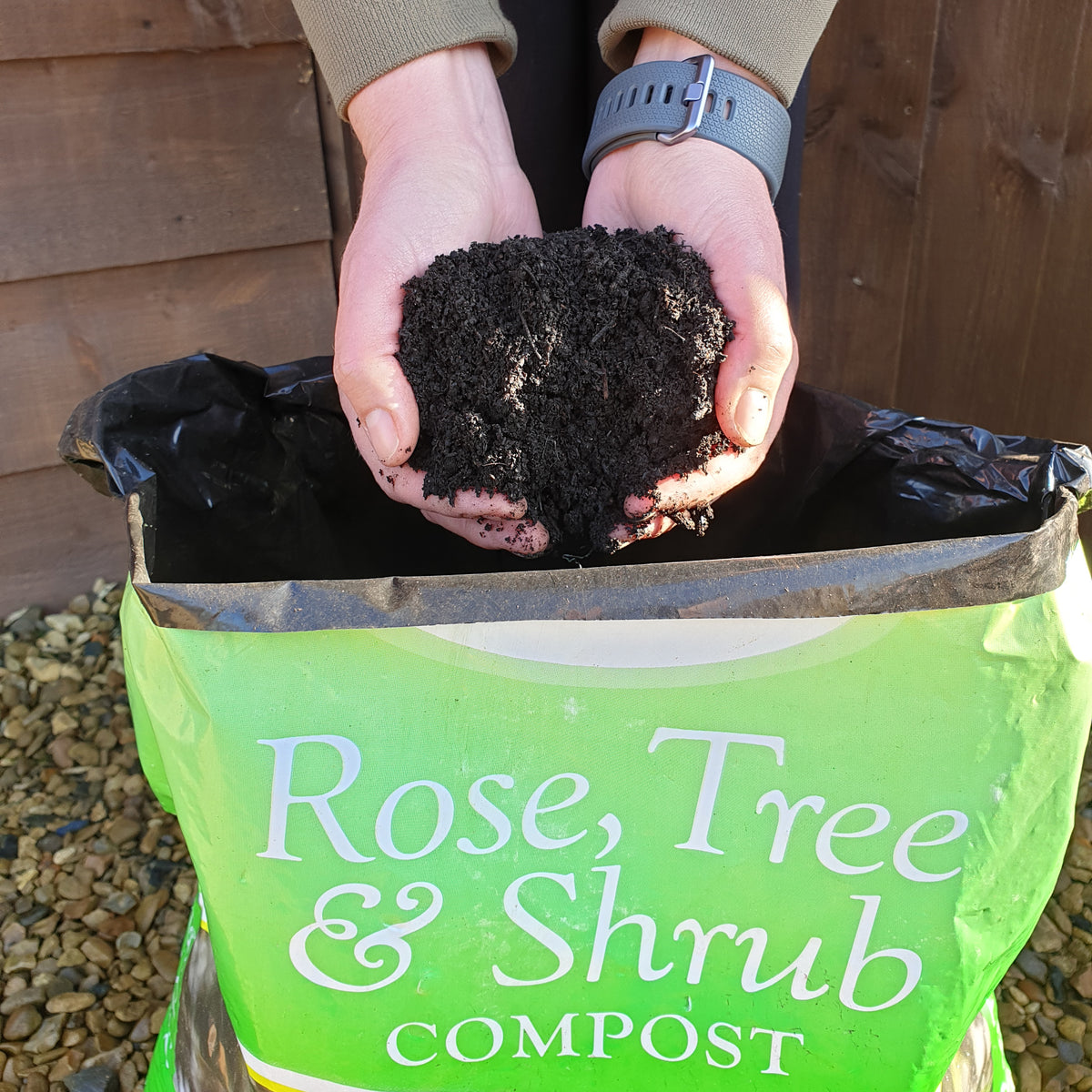 Buy Specialist Woody Shrub Compost Online For Only £12.00 per bag ...